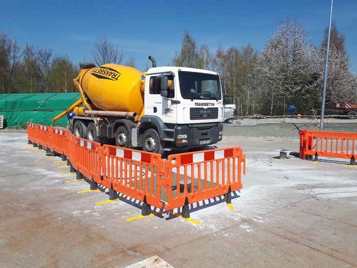 Mobilní zábrana :: Pujcovna-stroju-nizbor